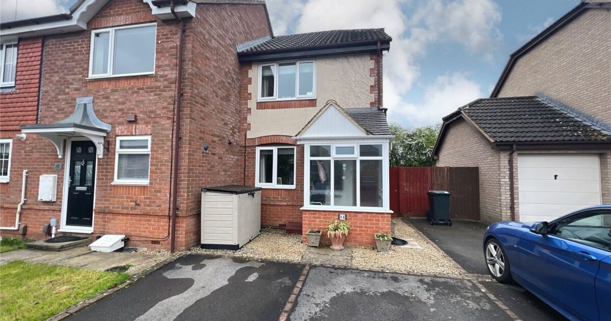 HOUSE – Mallard Close, Covingham, Swindon, Wiltshire