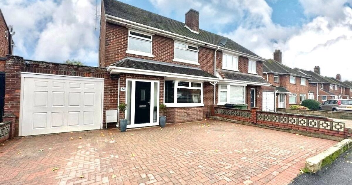 HOUSE – Eastern Avenue, Old Walcot, Swindon