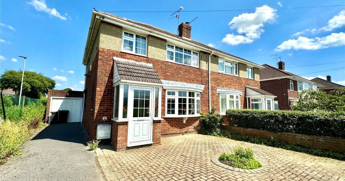 HOUSE – Eastern Avenue, Old Walcot, Swindon