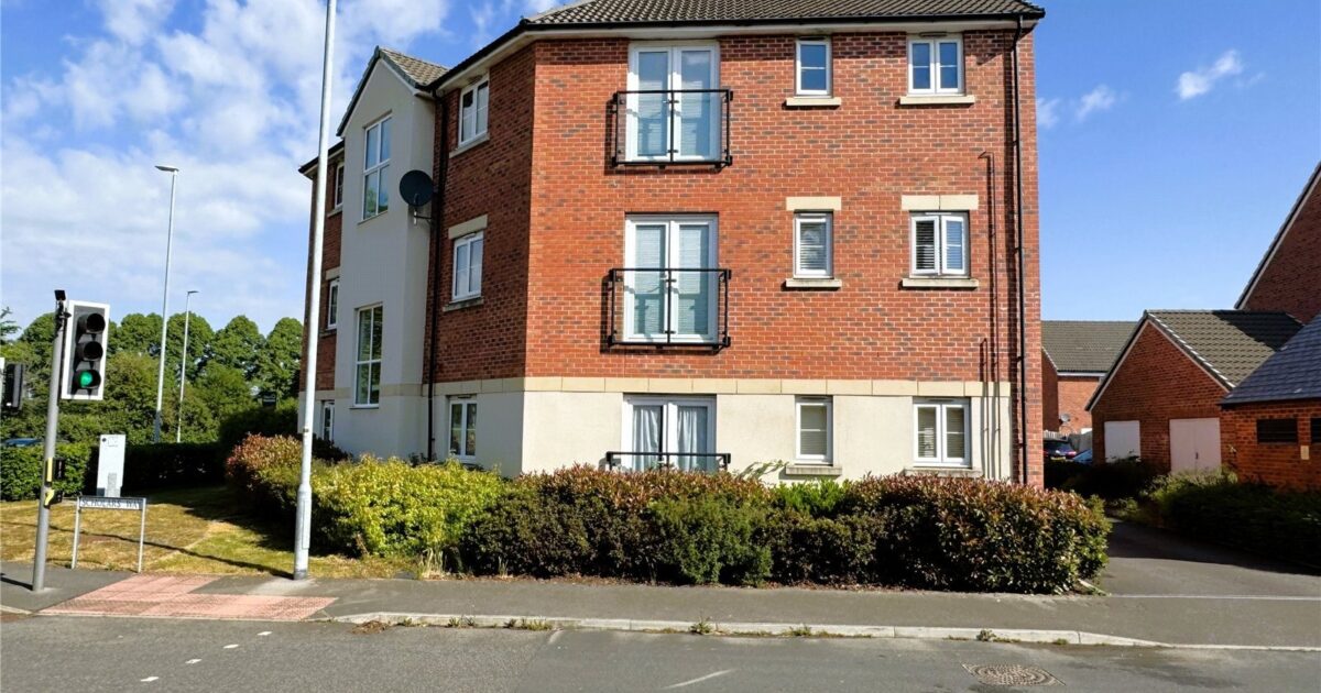 HOUSE – Scholars Way, Melksham, Wiltshire