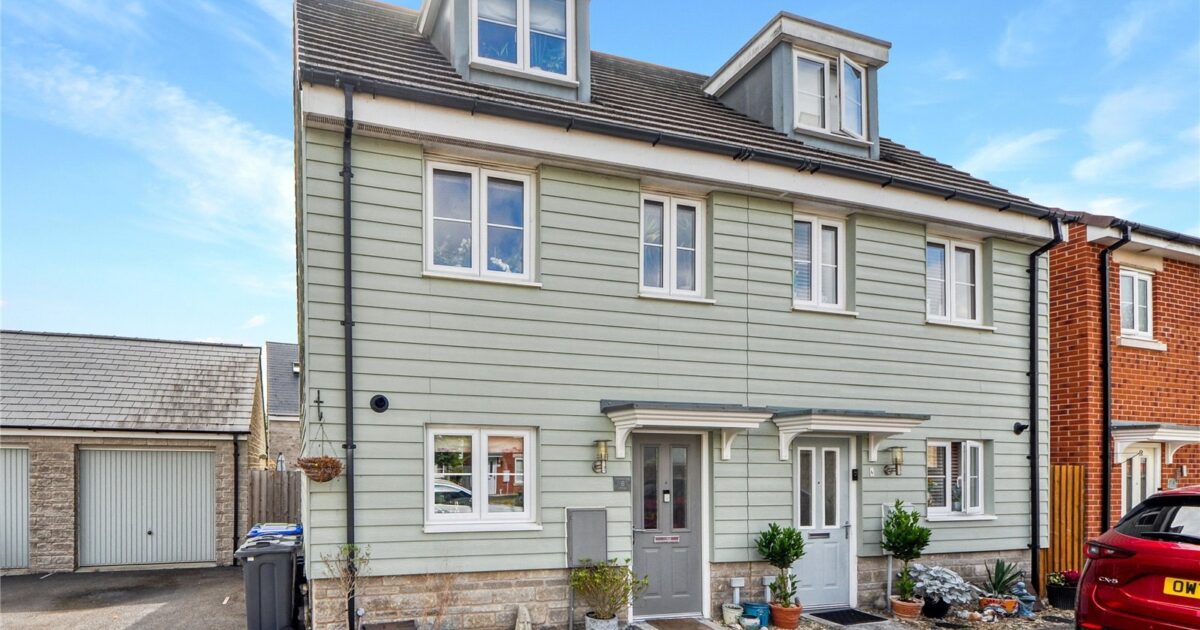 HOUSE – Hill View, Purton, Swindon